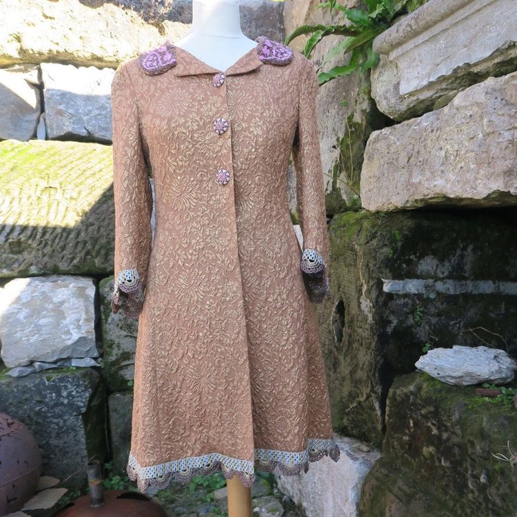Goldener Brokatmantel, Gr. 38, Vintage, Unikat Odd molly 1 | Kaufen auf ...
