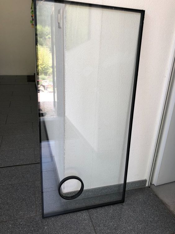 Isolierglasscheibe mit Durchbruch D=134 mm | Kaufen auf Ricardo Isolierglasscheibe mit Durchbruch D=134 mm | Kaufen auf Ricardo