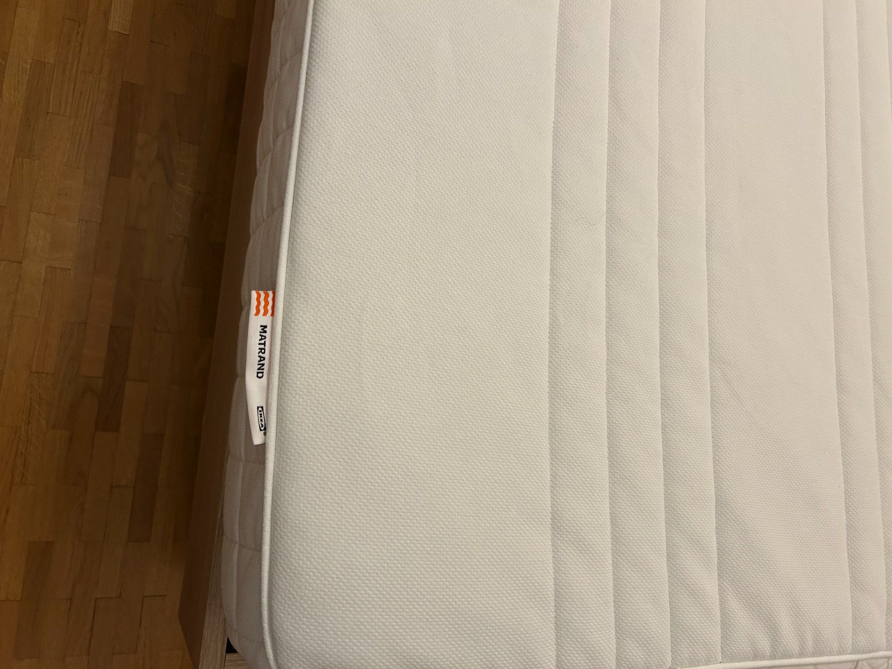 200.- Matelas Matrand IKEA 160x200x18cm, mi-ferme, latex (Gebraucht) in ...