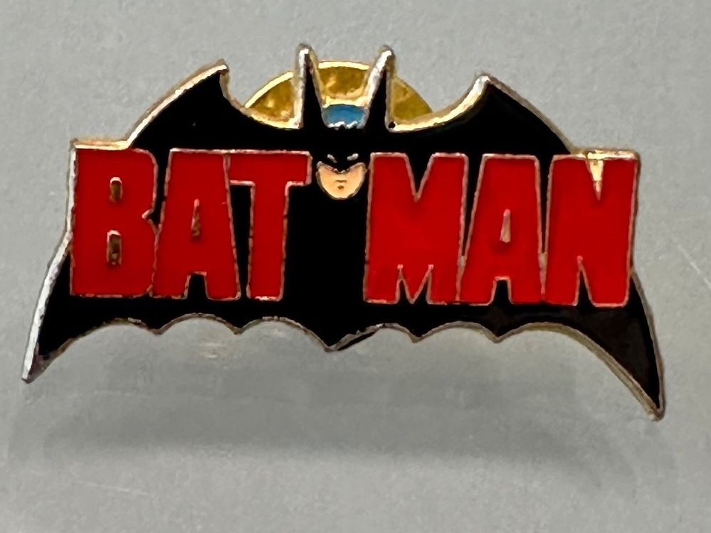 Batman Pin ) | Kaufen auf Ricardo