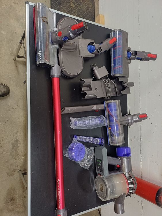 Schöne Dyson Ersatzteile V8 Ebenbild