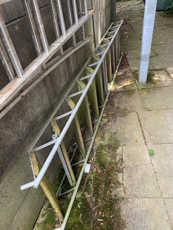 Gerüst-Treppe (Gebraucht) in Urtenen-schönbühl für CHF 140 – nur ...