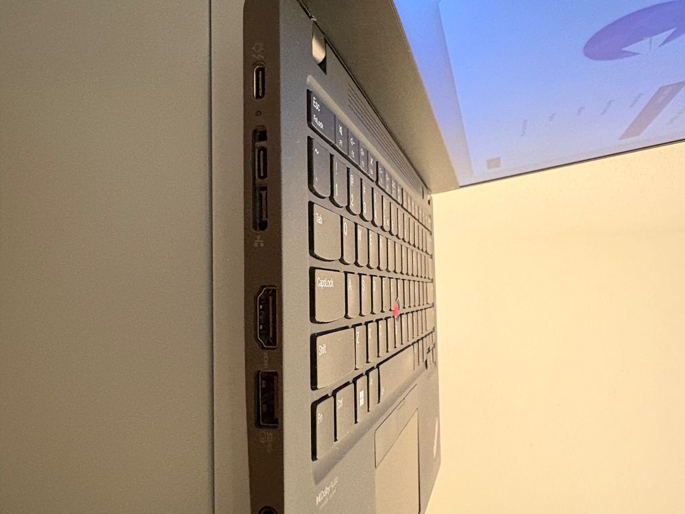 Lenovo ThinkPad Gen2 /16/ 512/ Win11 Pro/ QWERTY / Top Gerät (Gebraucht ...