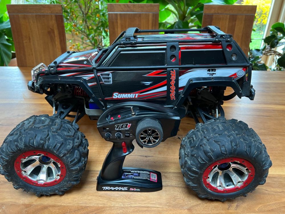 Traxxas Summit 4WD RTR 1/8 Rock Scale Crawler Monster Truck (Gebraucht ...