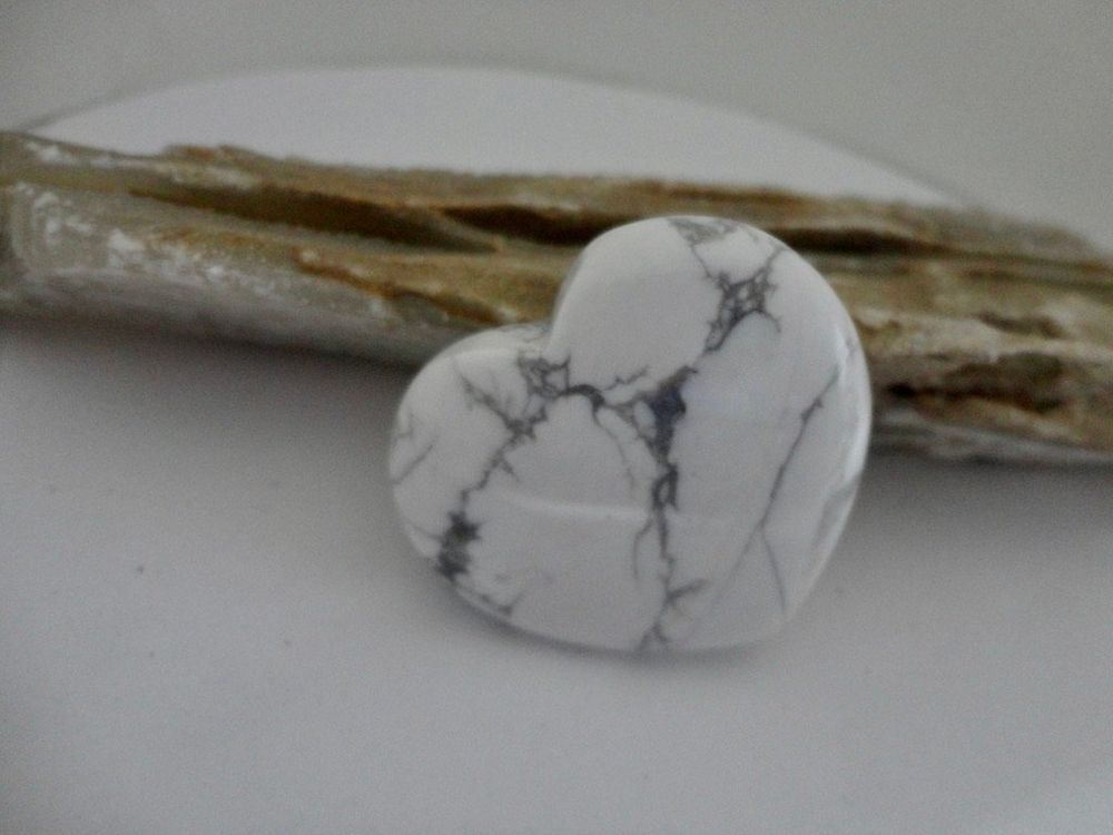 Herz Magnesit (Neu (gemäss Beschreibung)) in Biberist für CHF 15 – mit ...