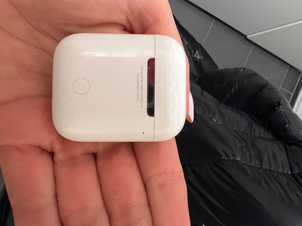 Apple Air Pods 2. Gen (Gebraucht) in Zürich für CHF 50 – mit Lieferung ...