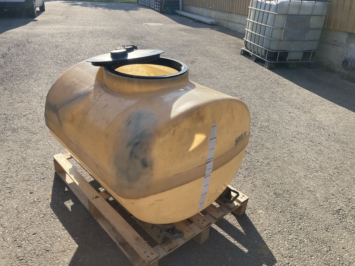 Wassertank (Gebraucht) in Güttingen für CHF 50 – nur Abholung auf ...