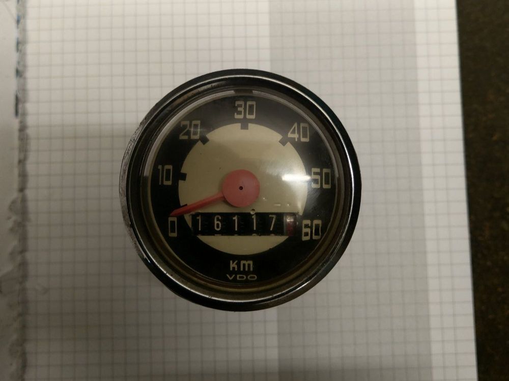 Original VDO Oldie Tacho 48mm / 60km/h (Defekt) in Kerns für CHF 53 ...