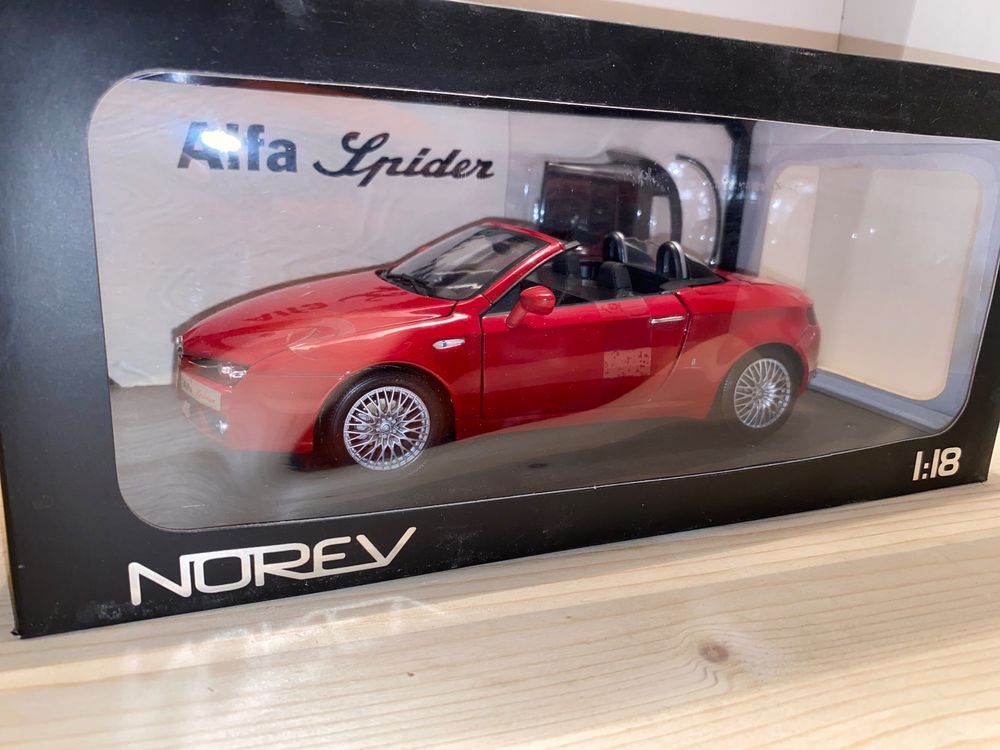 Alfa Romeo Spider (939) 1/18 no Minichamps (Neu (gemäss Beschreibung ...