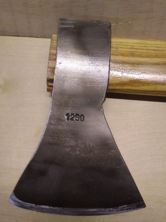 Beil (Gebraucht) in Oberdorf NW für CHF 19.6 – mit Lieferung auf ...