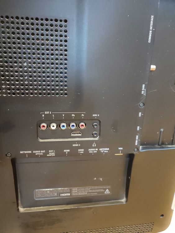 PHILIPS 46 Zoll 46PFL8606K/02 Smart LED TV (Gebraucht) in Geuensee für ...