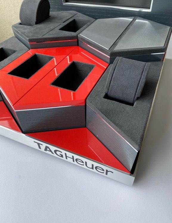 TAG Heuer Display „ Plattform „ (Gebraucht) in für CHF 60 – nur ...