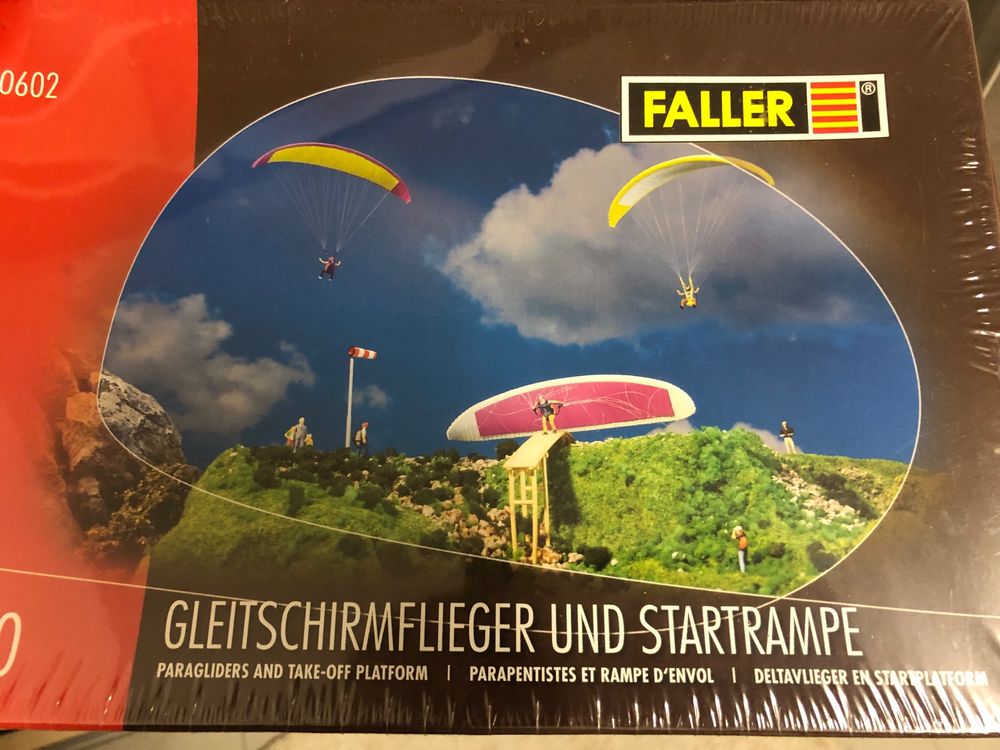 Faller 180602 Gleitschirmflieger und Startrampe (Neu und ...