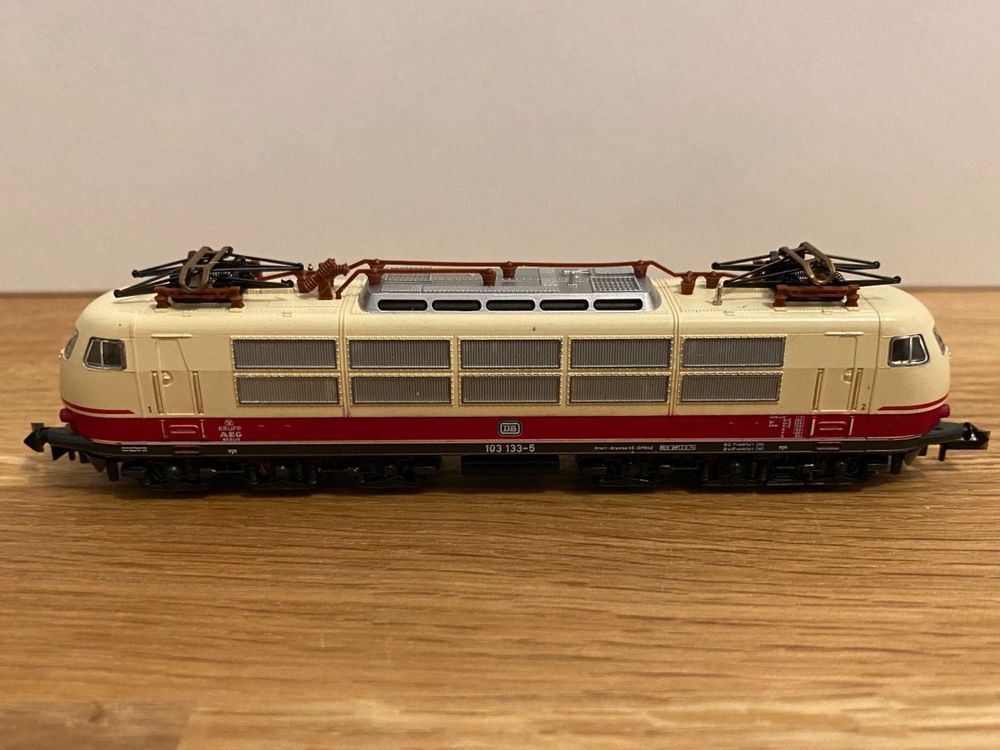 Minitrix 2057 E-Lok BR 103 133-5 (Neu (gemäss Beschreibung)) in Schlierbach für CHF 105 – mit ...