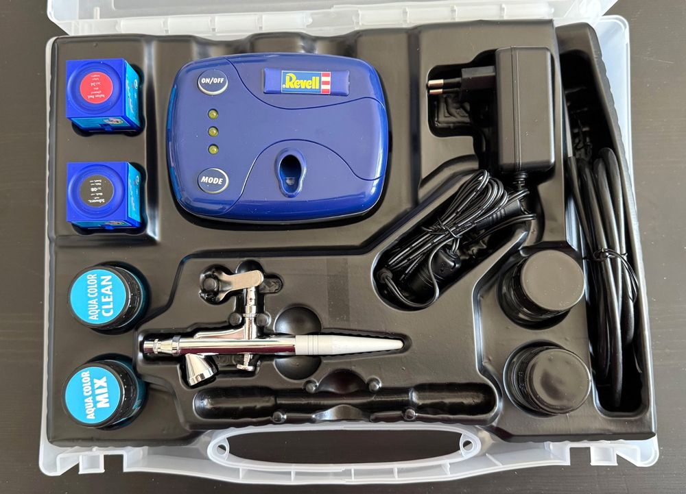 Revell Airbrush Basic Set mit Kompressor (Neu und originalverpackt) in ...