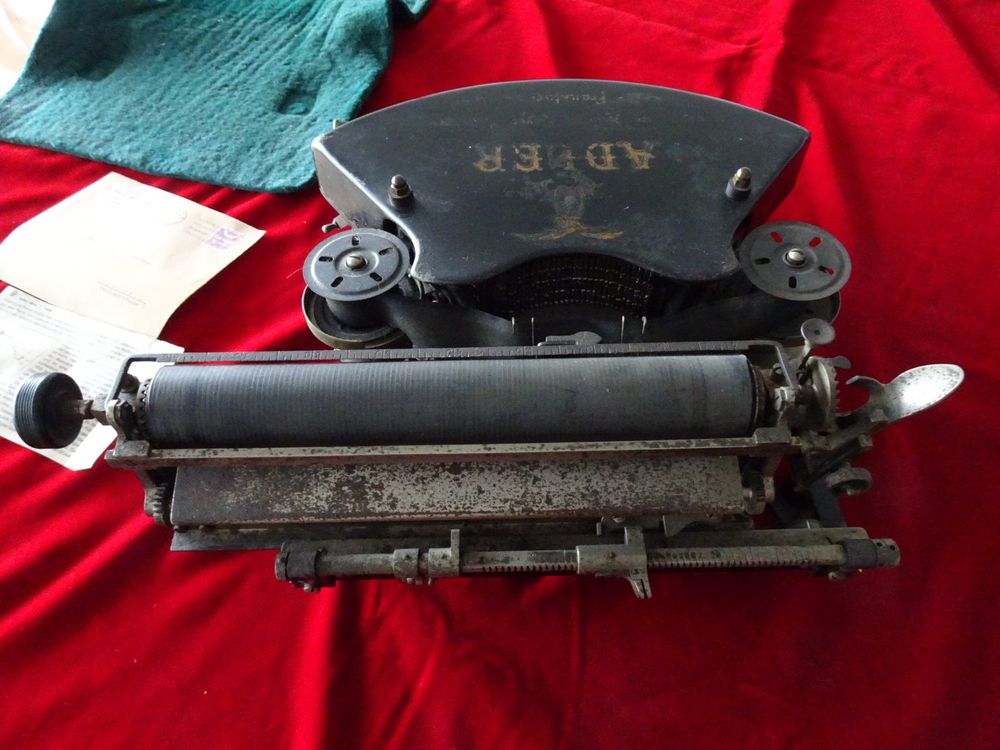 alte Schreibmaschine Adler Modell 7 1899 (Gebraucht) in Vitznau für CHF 50 – mit Lieferung auf ...