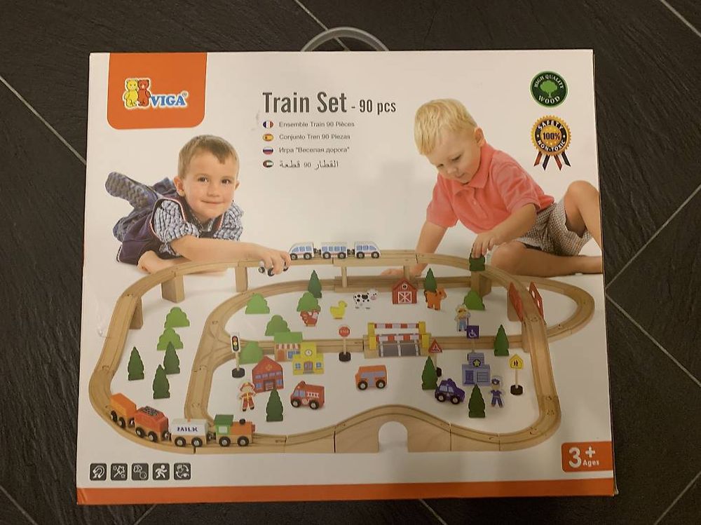 Holzbahn Train Set Viga (Gebraucht) in Bättwil für CHF 24 – mit ...