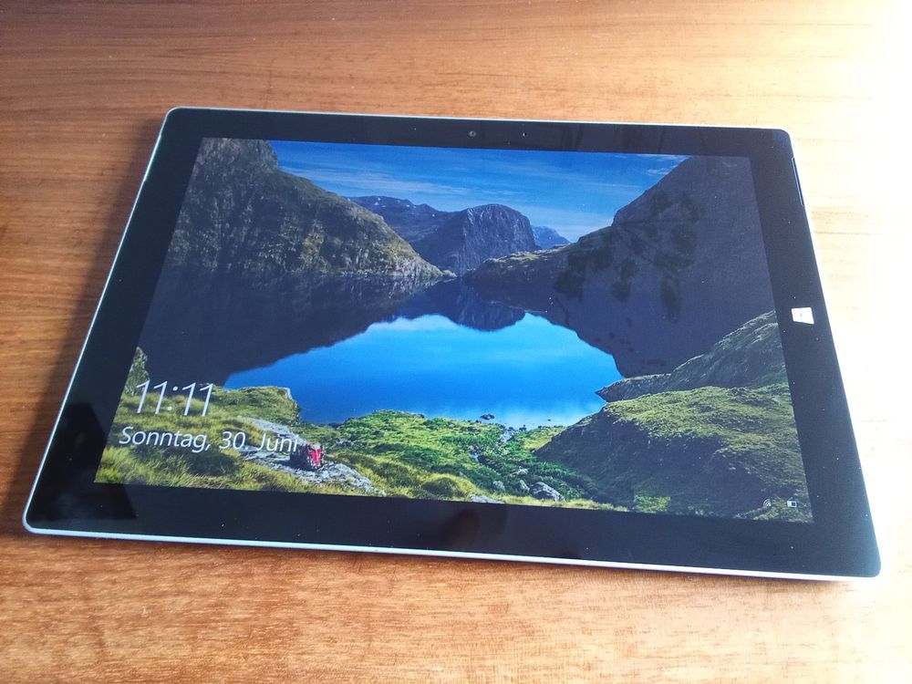 Tablet Surface 3 Win 10 frisch aufgesetzt | Kaufen auf Ricardo