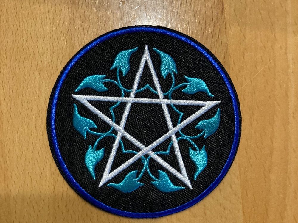 Pentagram Patch Sticker Aufnäher (Neu (gemäss Beschreibung)) in Horn für CHF 3 – mit Lieferung ...