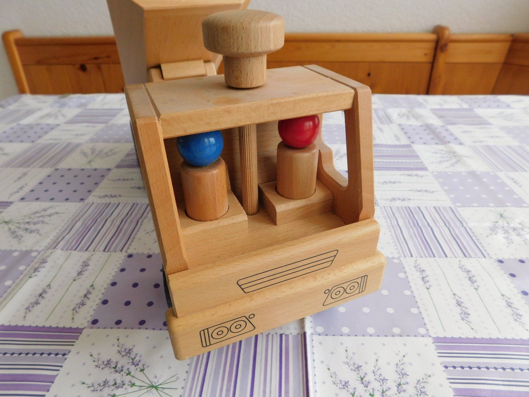 Holzlastwagen, Kipper der Marke Fagus mit zwei Figuren (Neu (gemäss ...