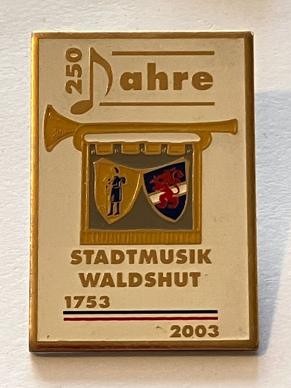 1 Pin Stadtmusik Waldshut 250 Jahre (Gebraucht) in Basel für CHF 1 ...