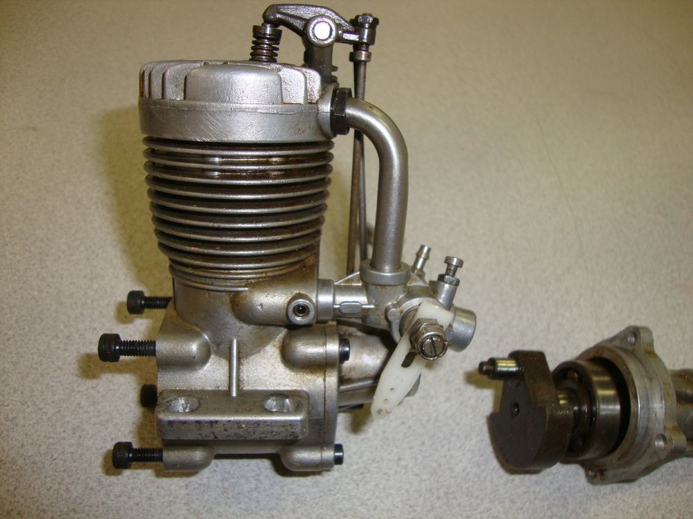 10 ccm Viertaktmotor OS FS-60 für Ersatzteile oder Deko (Défectueux) à ...