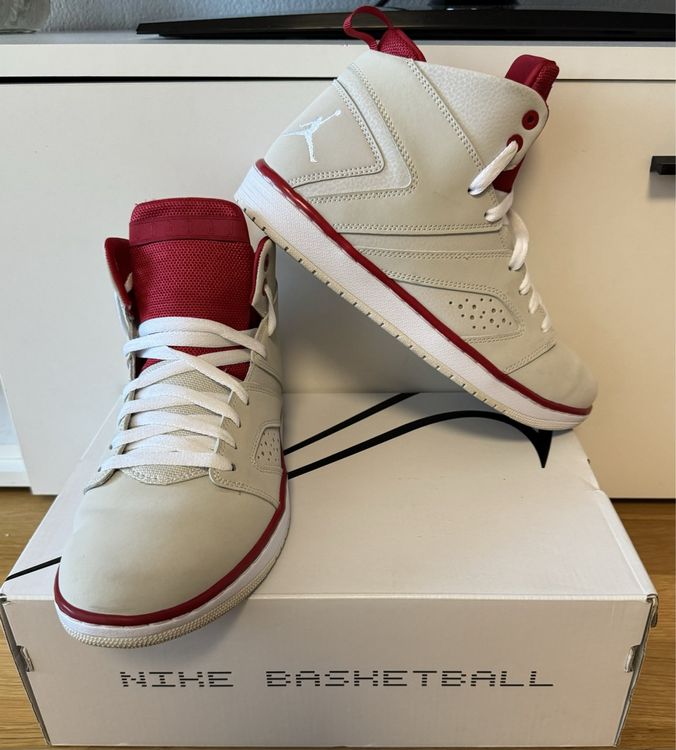 Jordan Flight Legend Gr.42 (Top Zustand) (Gebraucht) in Herisau für CHF ...
