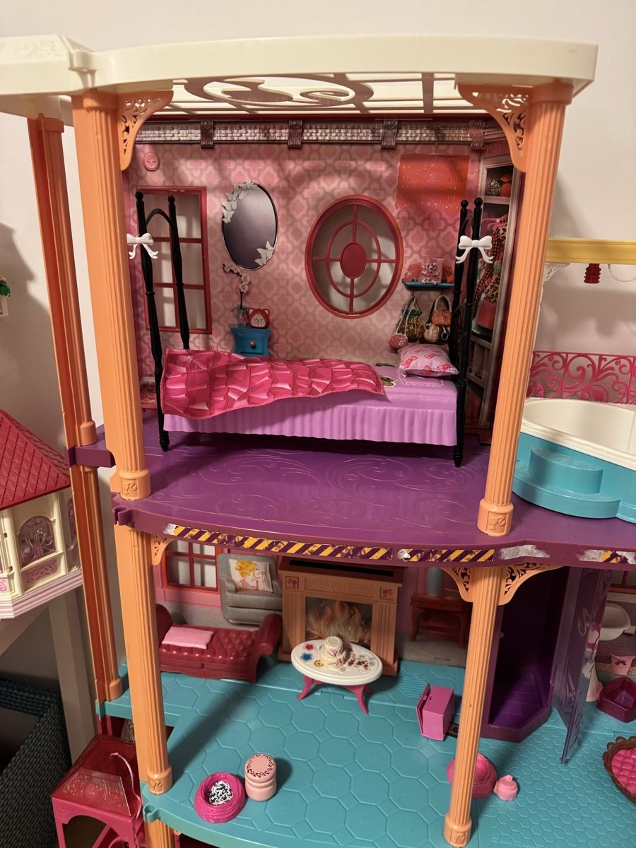 Barbie Dollhouse - Grand Estate Doll House incl. furniture (Gebraucht ...