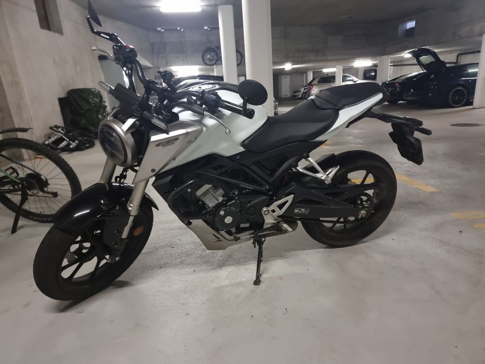 Honda cb125r ABS (Gebraucht) in Stäfa für CHF 3300 – nur Abholung auf Ricardo kaufen