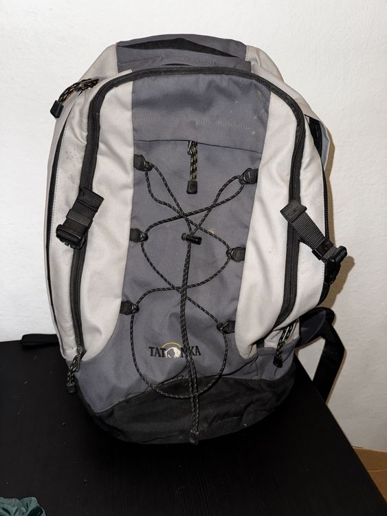 Tatonka Rucksack grau, ideal für den nächsten Ausflug! (Gebraucht) in ...