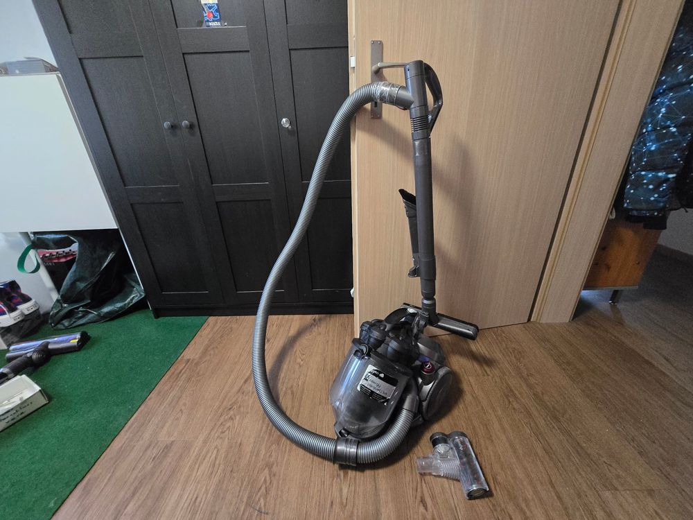 Dyson DC29 Allergy Pakett plus (Gebraucht) in Egg (Flawil) für CHF 45 ...