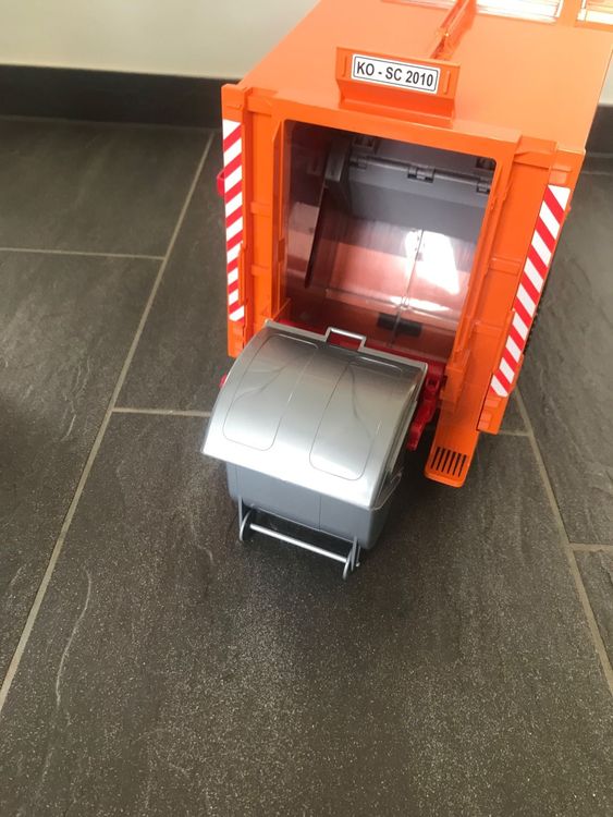 Bruder SCANIA Müll-LKW, inkl. Container (Gebraucht) in Hitzkirch für ...