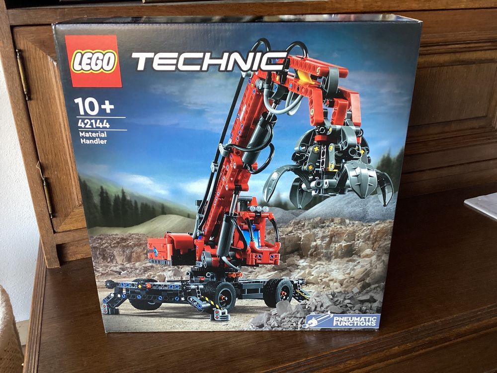 LEGO TECHNIC 42144 ab Fr.1.- | Kaufen auf Ricardo