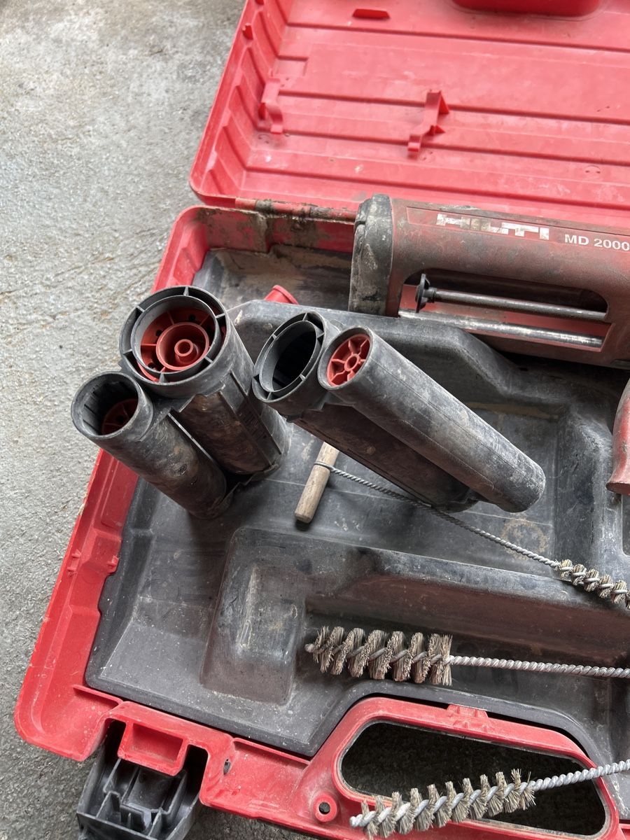 Hilti MD 2000 Injecteur de mortier - outil de chantier (D'occasion) à zürich pour CHF 25 – avec ...