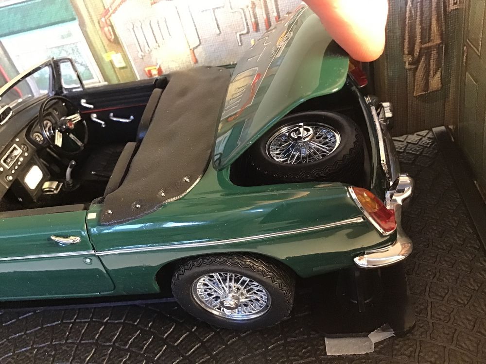 Modellauto MGB Mk-1 grün 1:18 Kyosko die-cast car series (Gebraucht) in ...