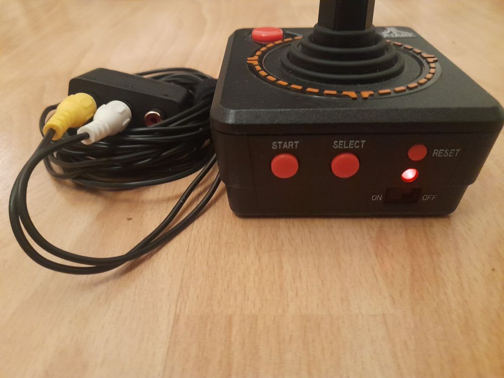 Atari 2600 Plug and Play Konsole (Gebraucht) in Lustmühle für CHF 19 ...