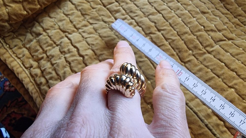 Goldring elegant (Gebraucht) in Melchnau für CHF 180 – mit Lieferung ...
