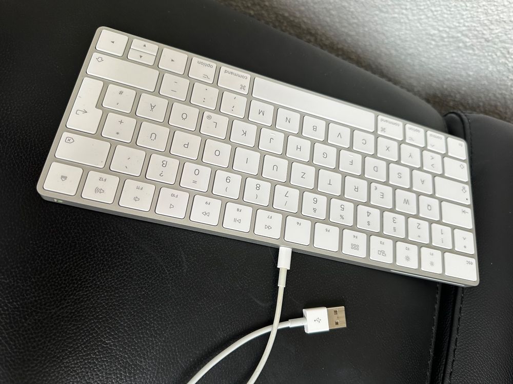 Apple Mac Magic Keybord (Gebraucht) in Basel für CHF 30 – mit Lieferung ...