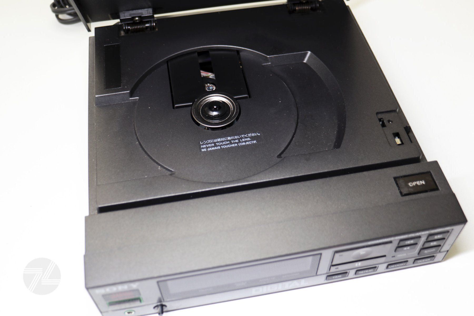 SONY CDP-7F Compact Disc Player Vintage (Gebraucht) in Wetzikon ZH für CHF 129 – mit Lieferung ...