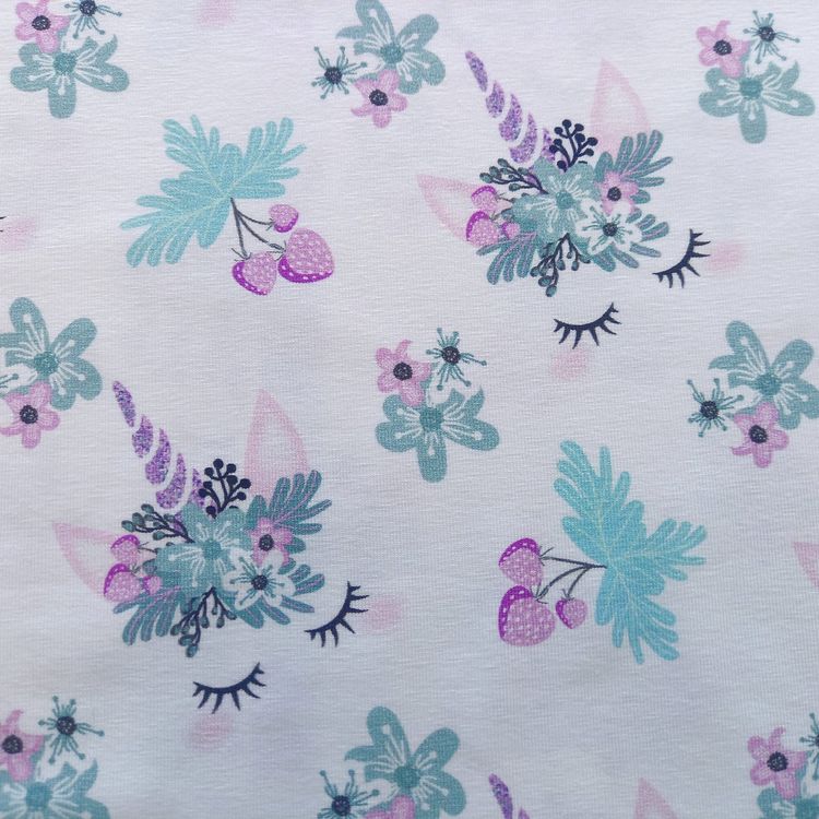 Jersey Einhorn am Träumen weiss (Neu und originalverpackt) in Winterthur für CHF 6.75 – mit ...