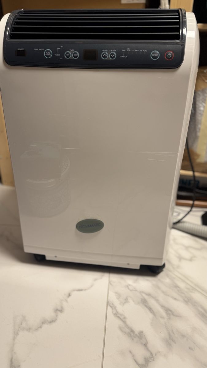 Novamatic CL 1590 Split Air Conditioner - Like New! 46 (Neu (gemäss ...