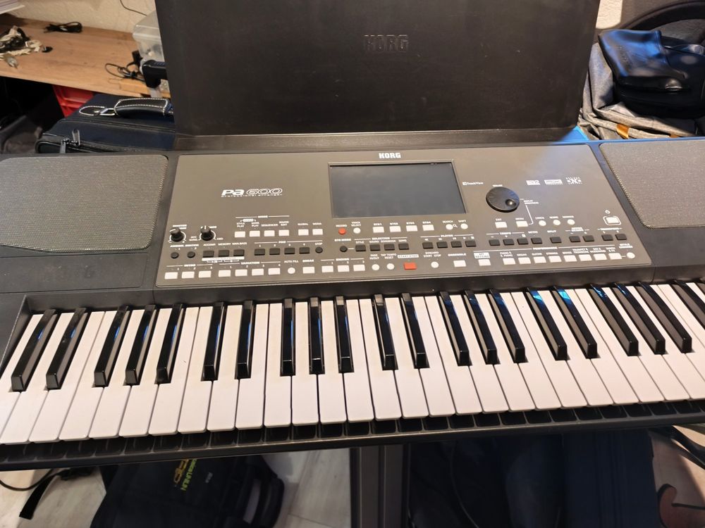 korg pa 600 (Gebraucht) in Valchava für CHF 400 – mit Lieferung auf ...