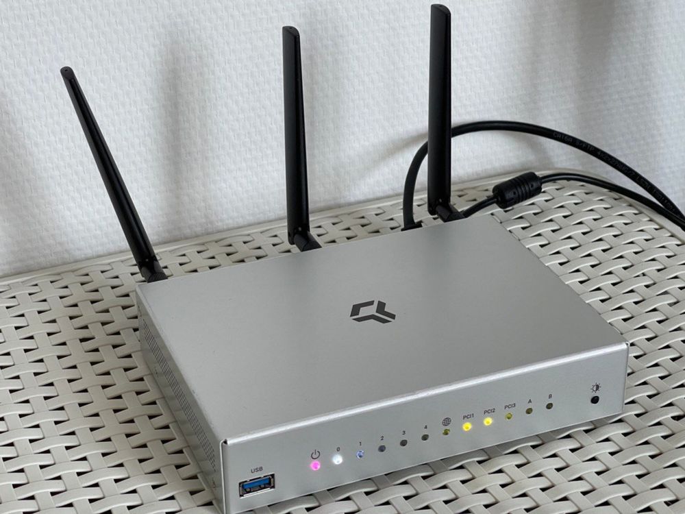 Turris Omnia Wi-Fi Router (2019) (Gebraucht) in Adliswil für CHF 130 ...