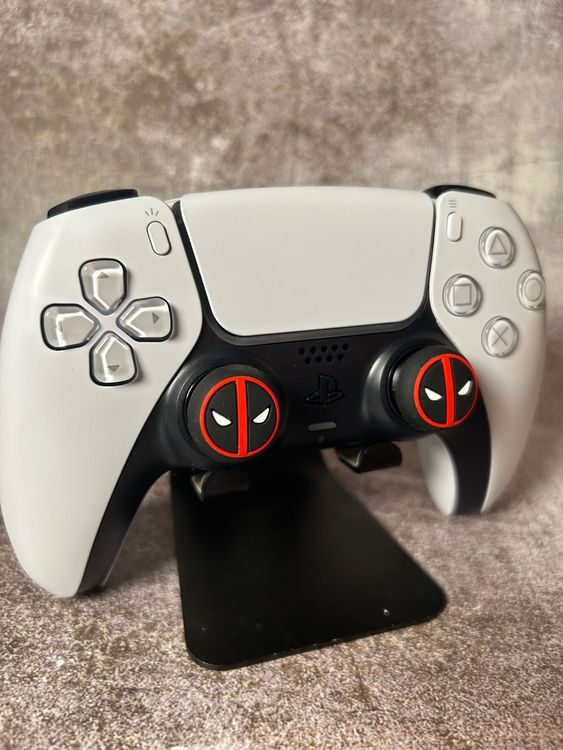 Deadpool - PlayStation 5 Noppen / Grips / Thumbsticks (Neu (gemäss ...