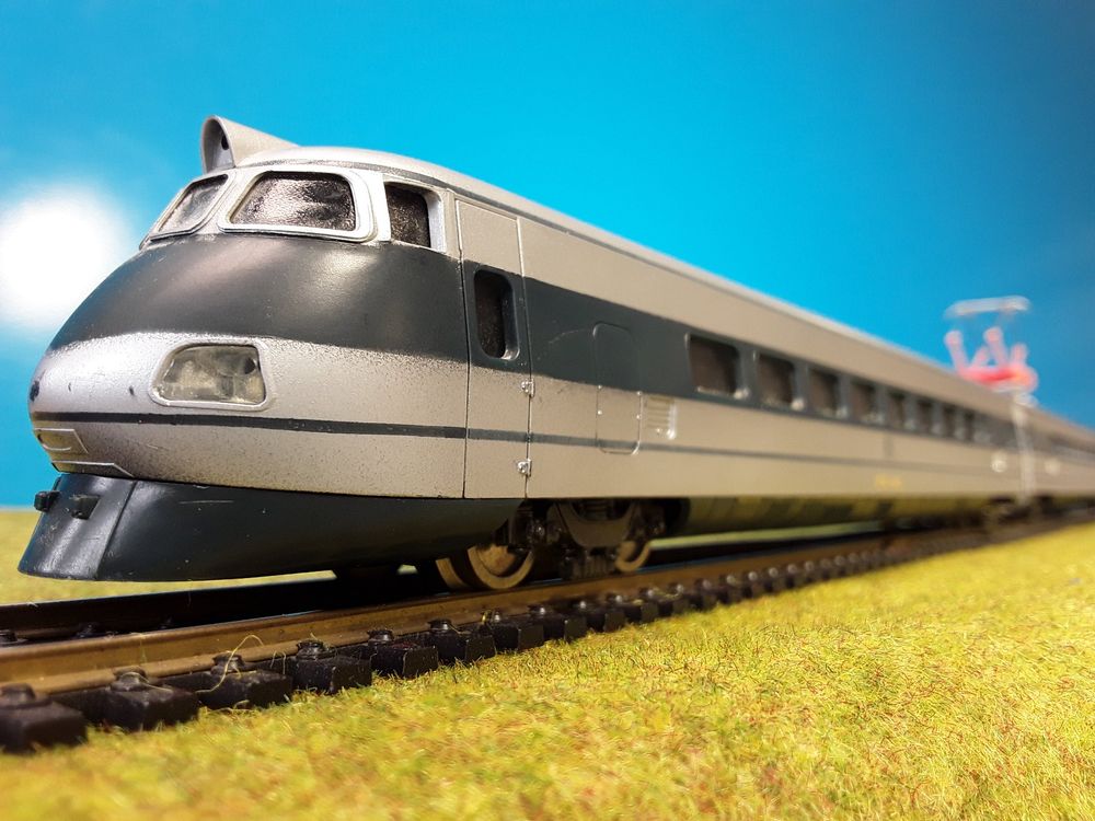 Lima Hochgeschwindigkeitszug FS ETR 401 _ 4 teilig _ Spur H0 | Kaufen ...