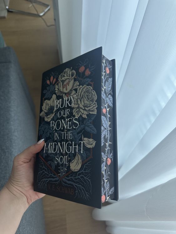 Bury Our Bones in the Midnight Soil, V.E. Schwab - Fairyloot (Neu und originalverpackt) in ...