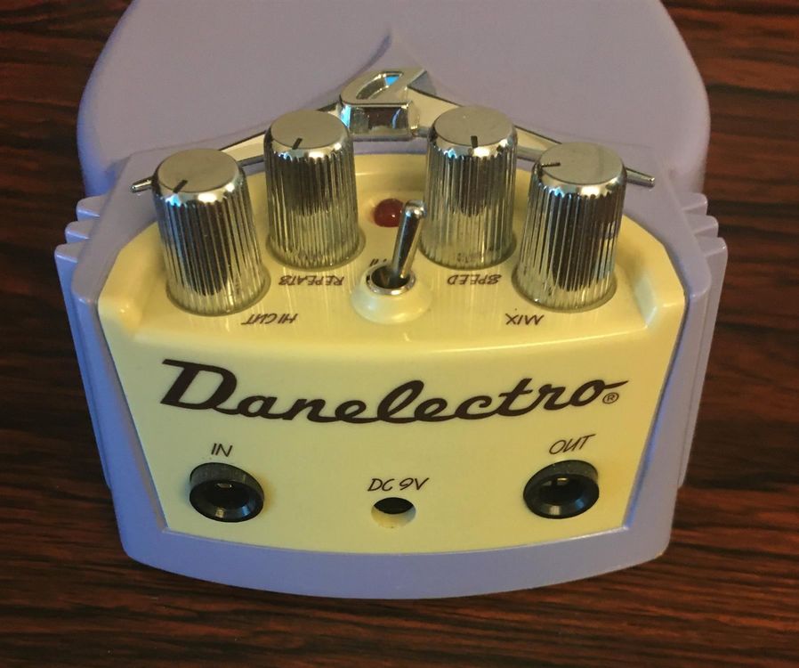 Danelectro DE-1 Dan Echo DE1 (Gebraucht) in Basel für CHF 44 – mit Lieferung auf Ricardo kaufen