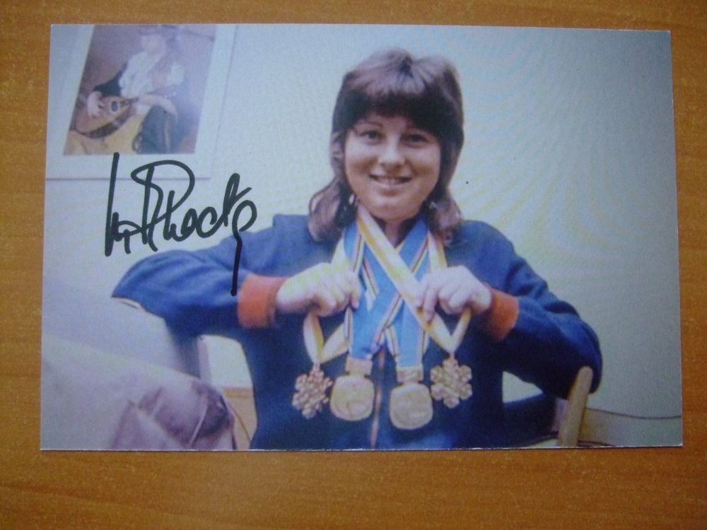 MARIA-THERES NADIG (CH) SKISTAR HANDSIGNIERT TOP (Gebraucht) in Schachen b. Reute für CHF 15 ...