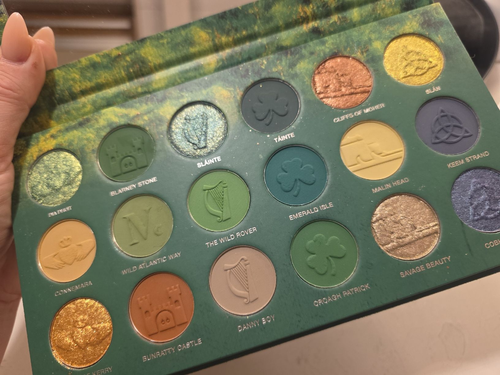 Nomad Lidschatten Palette "Ireland Wild Atlantic Way" (Gebraucht) in ...