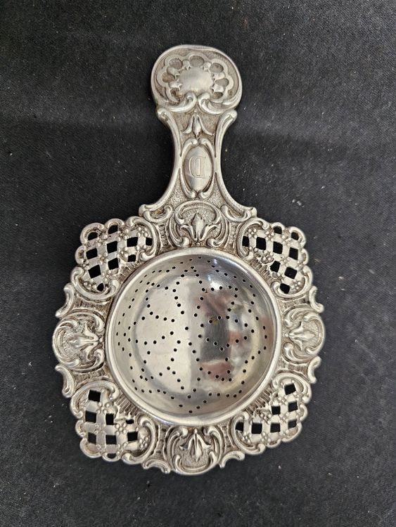 Antikes Silber Teesieb, durchbrochen gearbeitet. (Gebraucht) in Wolfertswil für CHF 77 – mit ...